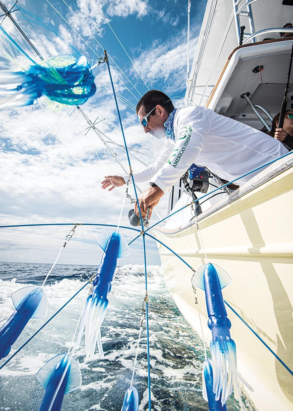 Dredge Fishing from a Center Console | Salt Water Sportsman