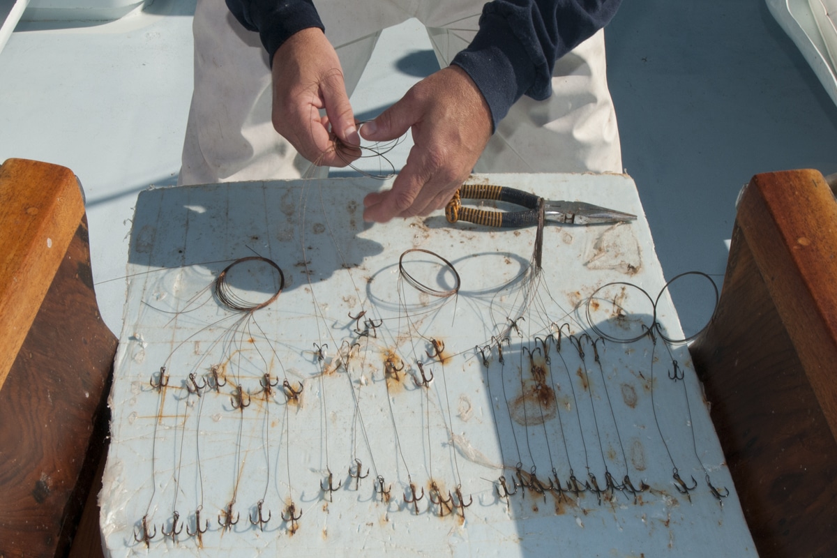 How to Use Wire Leaders for Fishing | Salt Water Sportsman