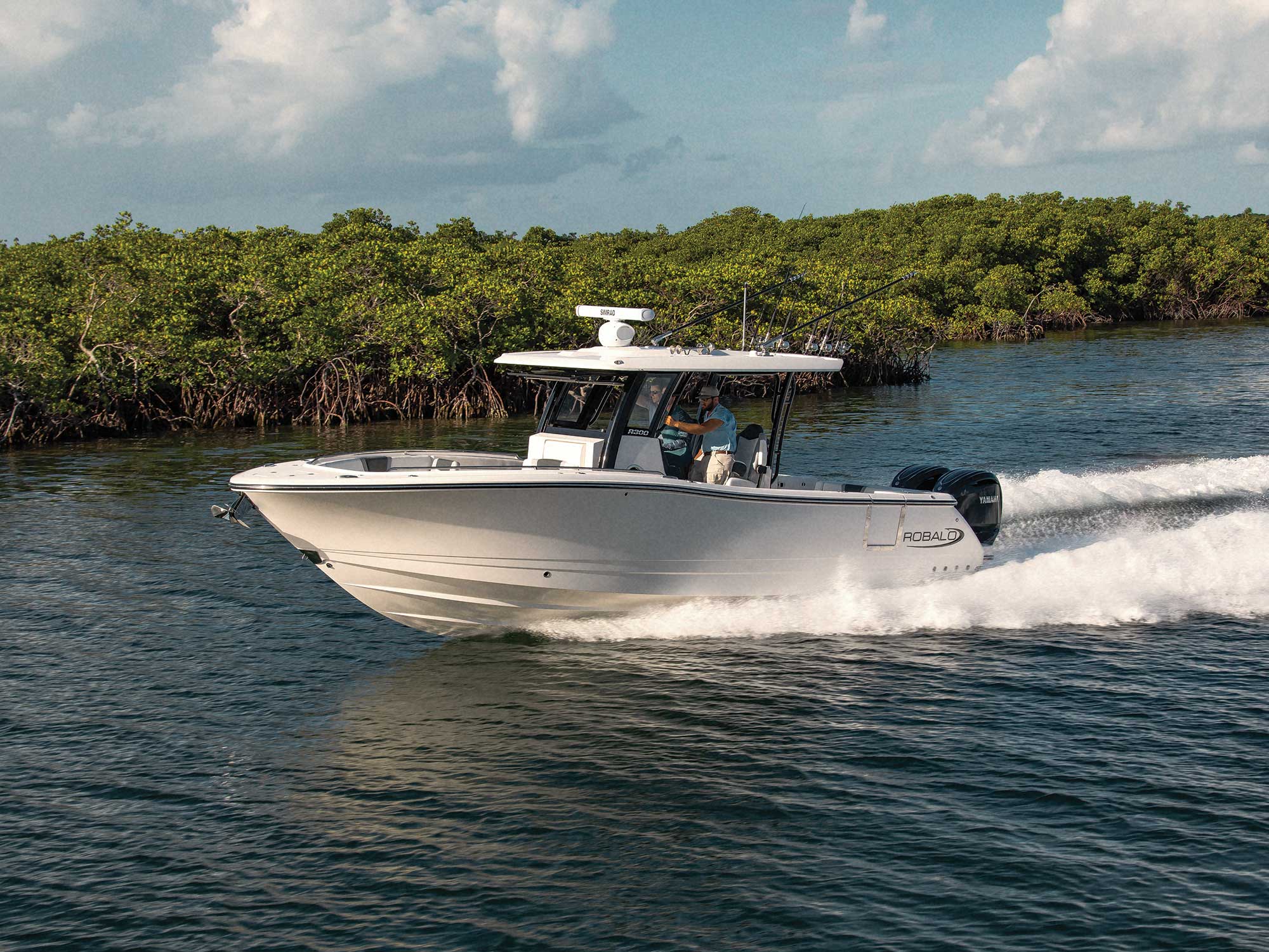 Robalo R300